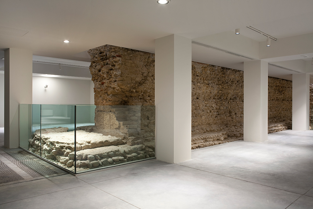 Suelos de museo resistentes a los impactos y la abrasión - Ideal Work